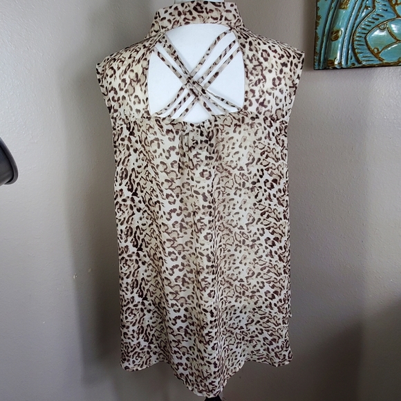Unique Spectrum | Tops | Unique Spetrum Leopard Print Top Sz 3x | Poshmark